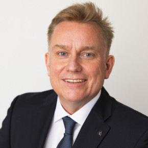 Niels Buchner: Finanzberater in Hamburg | WhoFinance